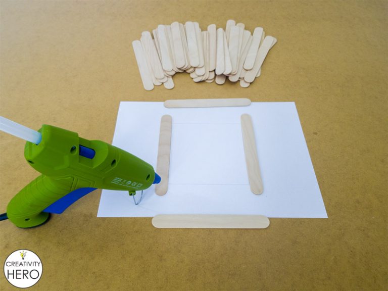 Simple DIY Picture Frame Using Popsicle Sticks - Creativity Hero